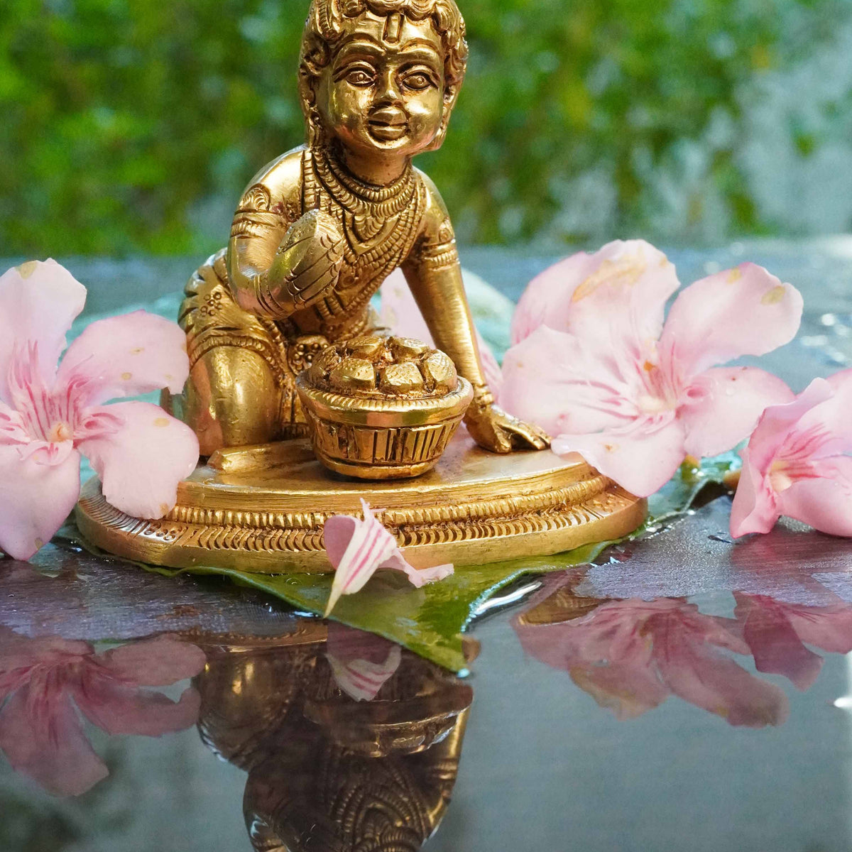 Krishnar Brass Idol – Ikyem