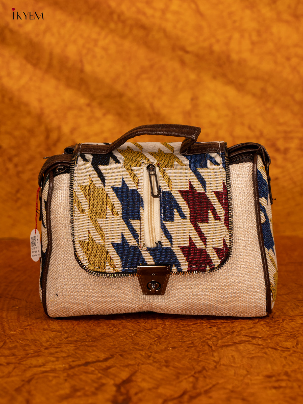 Sling Bag with Printed Gusset & Flap - Cream - KA18142