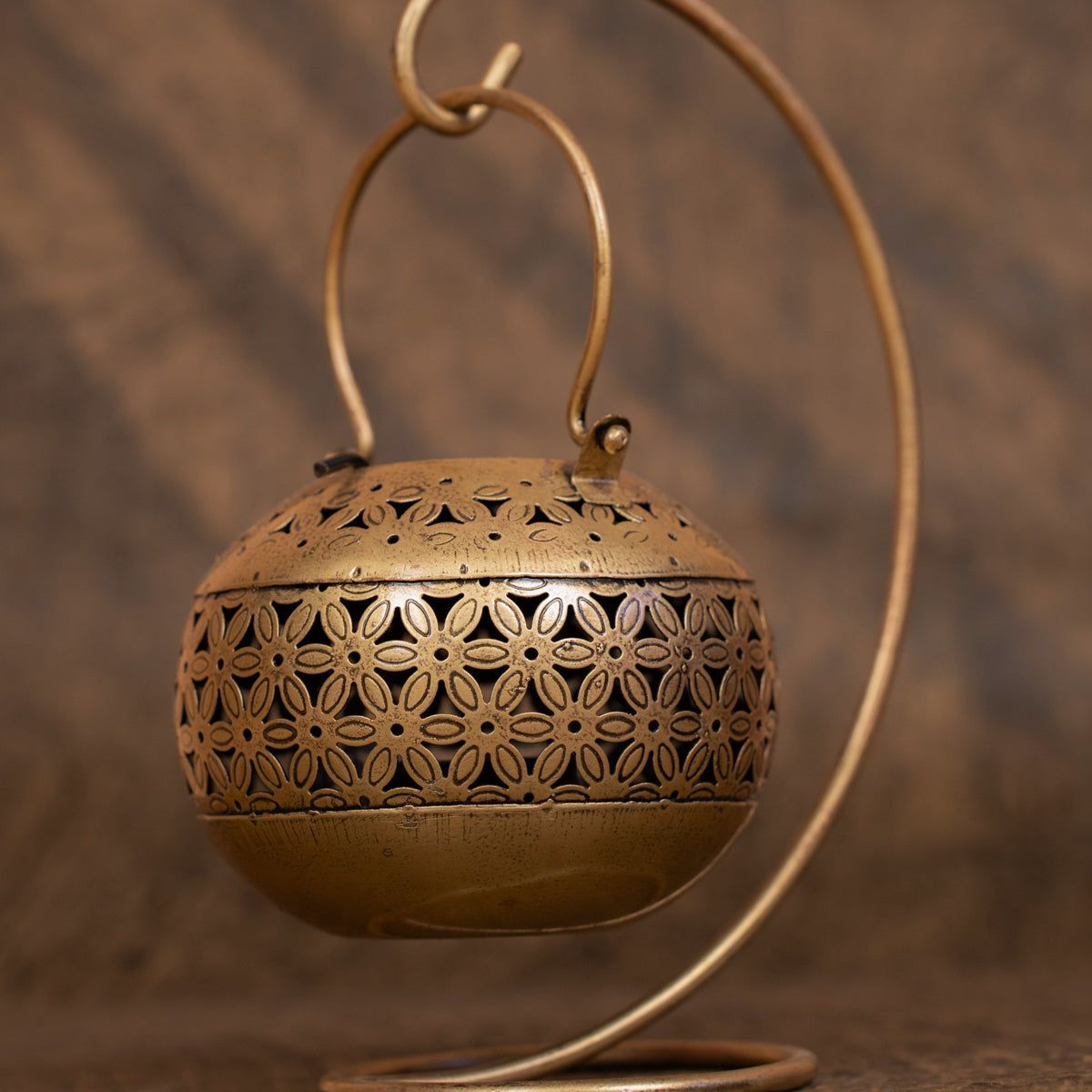 Iron T-light in Jhaali Pattern with Stand - Small - 10 Inch- KB01112 ...