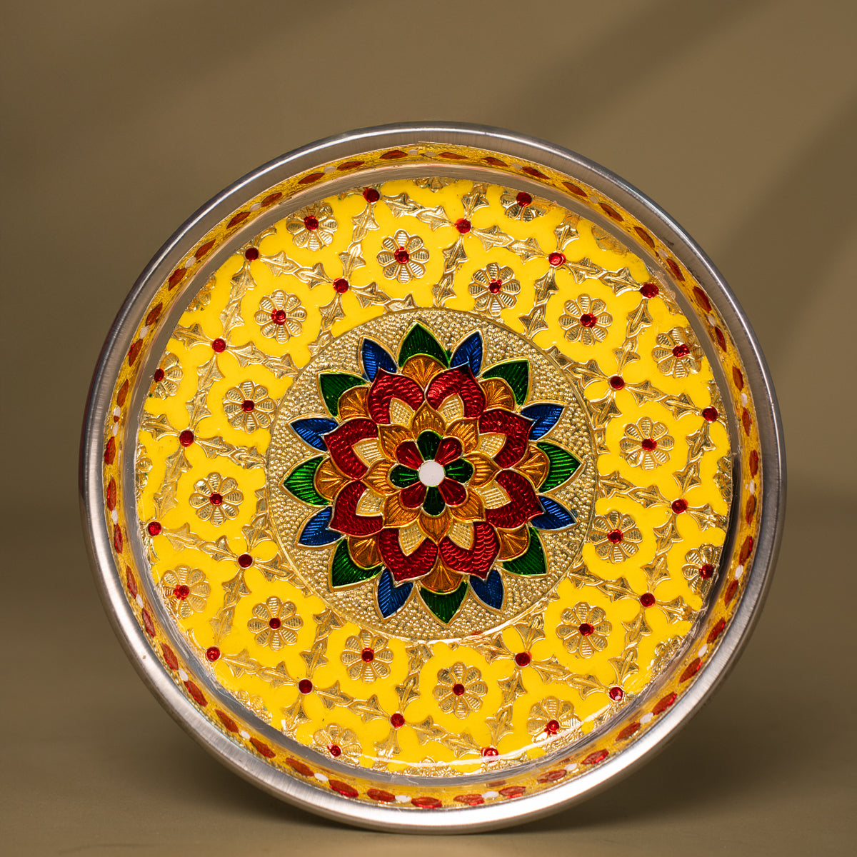 Meenakari Plate Round (7×7)- Yellow - KF30121 – Ikyem