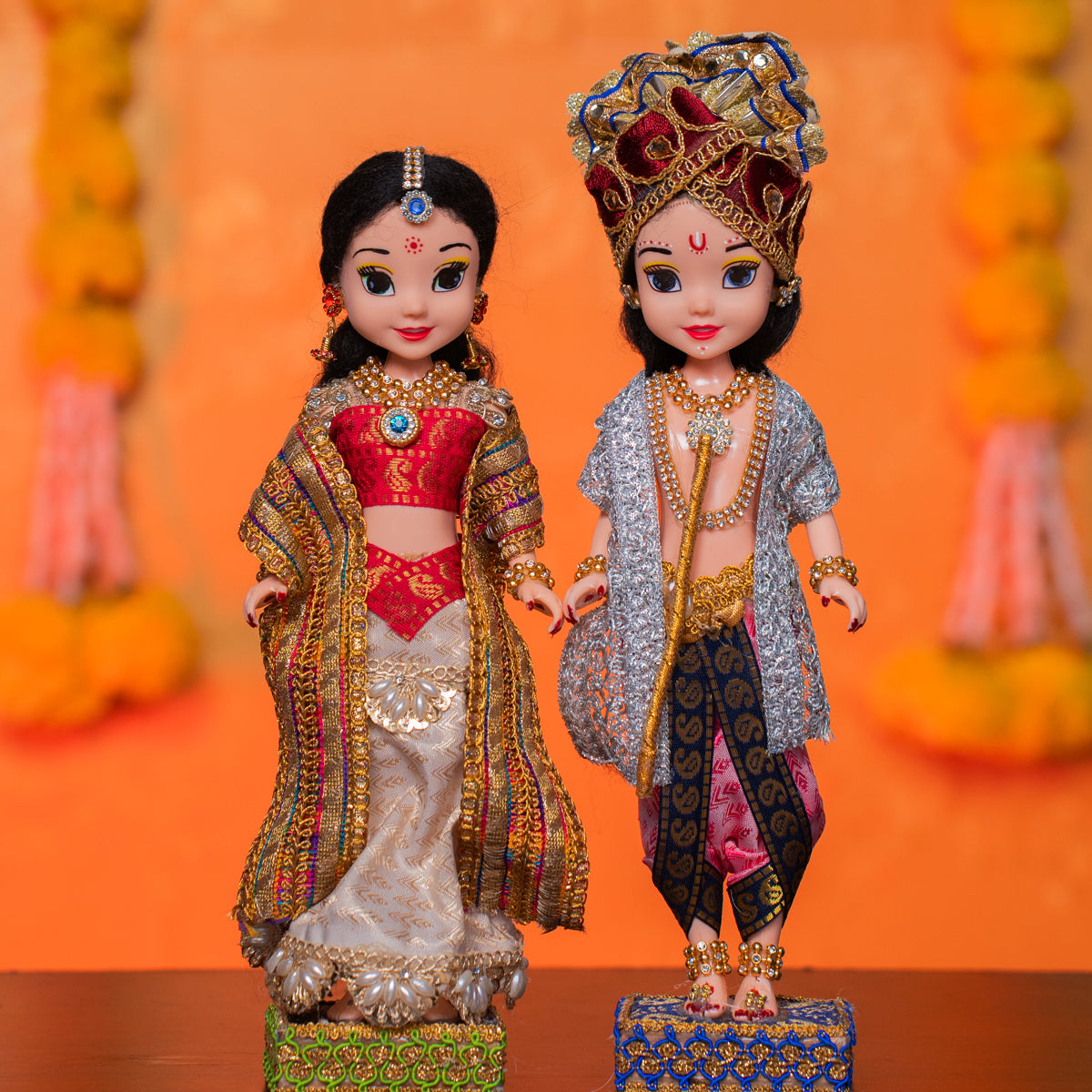 RADHA KRISHNA - Golu Display Doll - 10 Inches - KH07146 – Ikyem