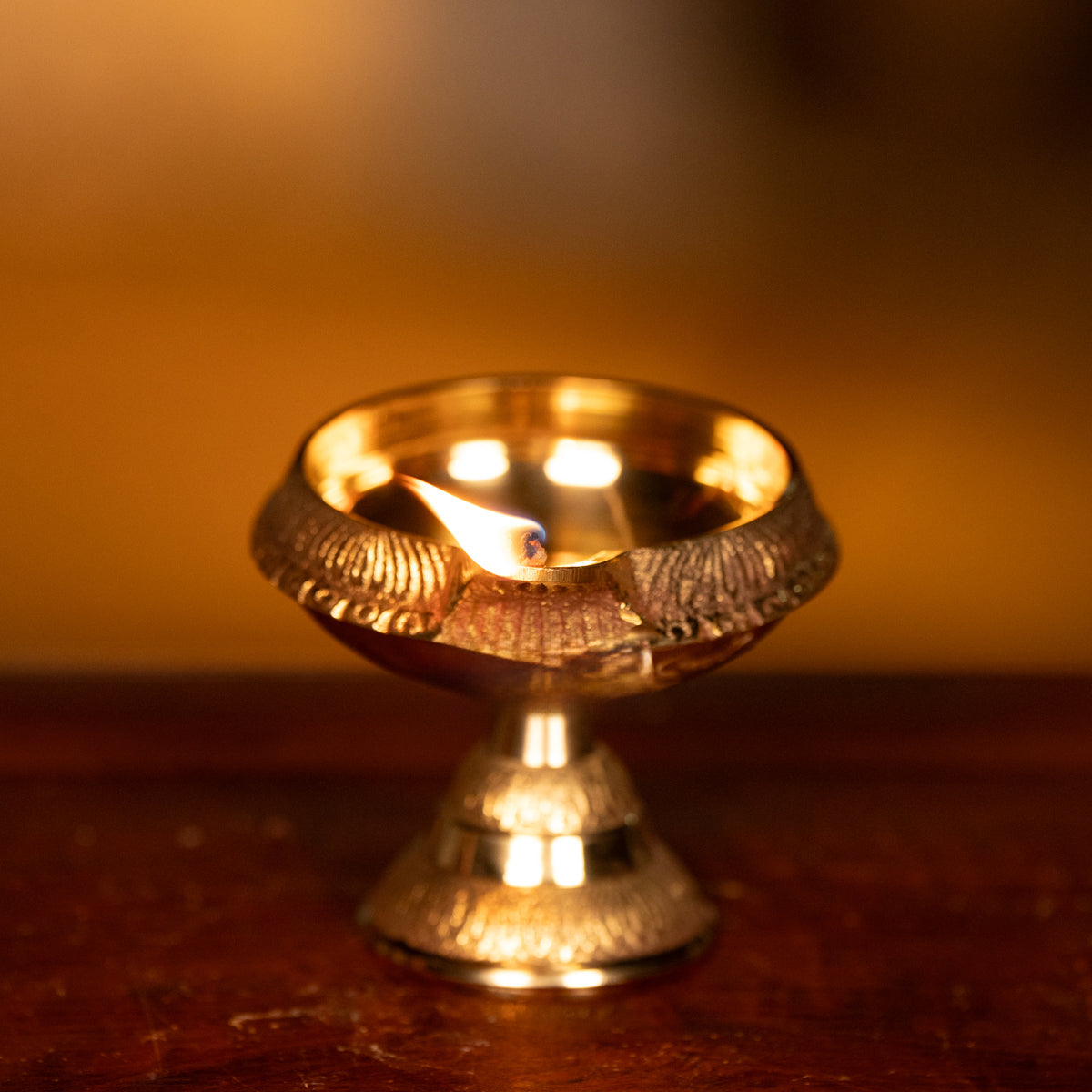 Brass Kubera Diya with Stand - KK26125 – Ikyem